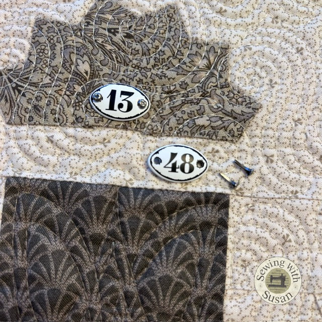 Tim Holtz Metal Number Plaquettes W/Brads 6/Pkg TH93296 – Suzn Quilts